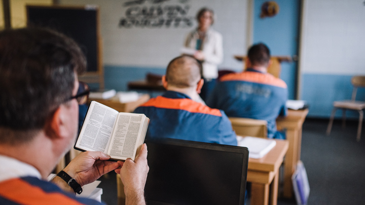 Calvin College Offers Bachelor's Degrees to Inmates | Christian ...
